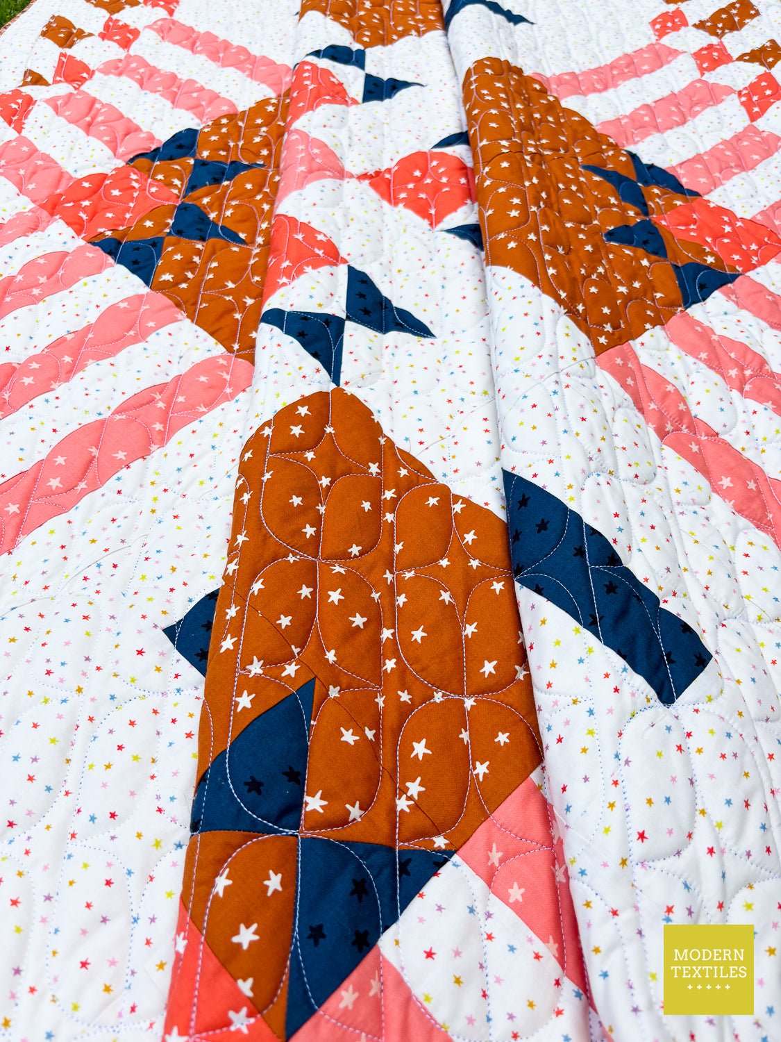 Oval Peel Pantograph - Modern Textiles